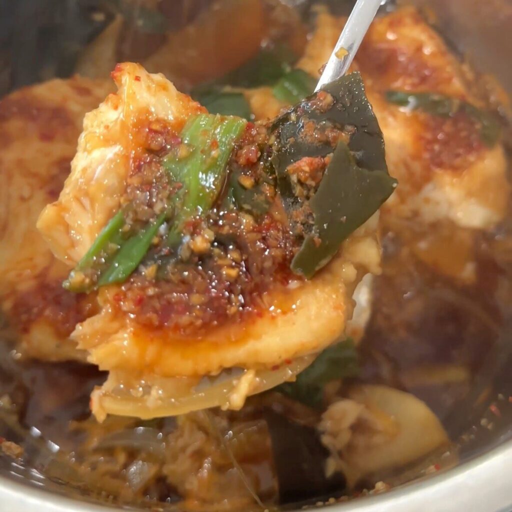 Instant Pot Braised Cod | happybaes.com